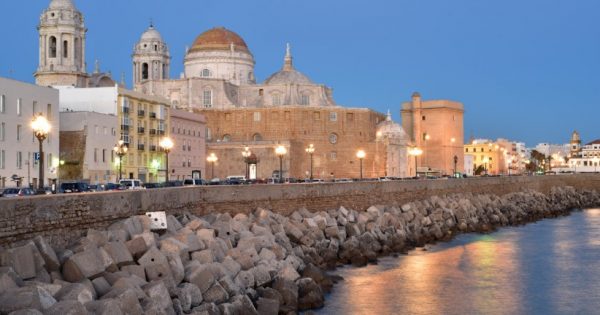 Mejores discotecas de Cádiz | OcioJoven.Life